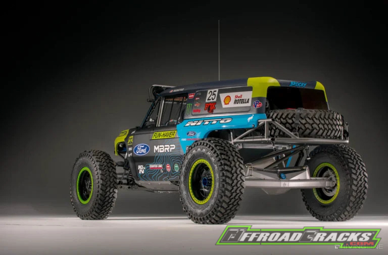 4×4: FUN-HAVER FORD BRONCO 4400 Ultra4 – a 800hp monster / ein 800 PS ...