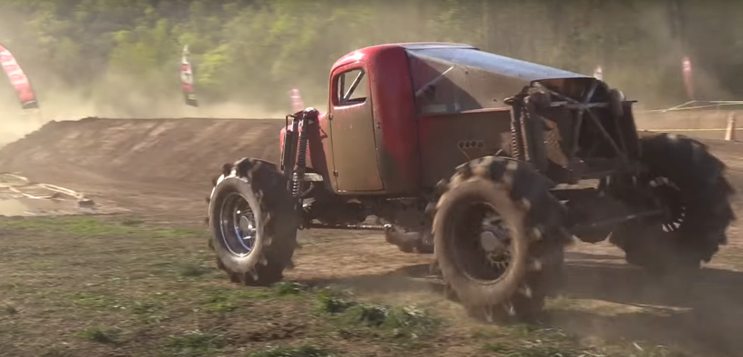 One of the cleanest old school big block Mega Trucks / Eine der ...