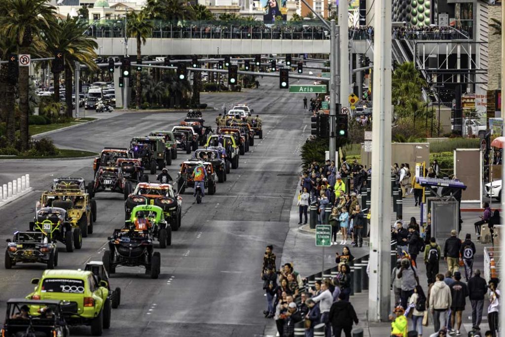 4×4 THE MINT 400: Las Vegas strip parade – big report, gallery, entries ...