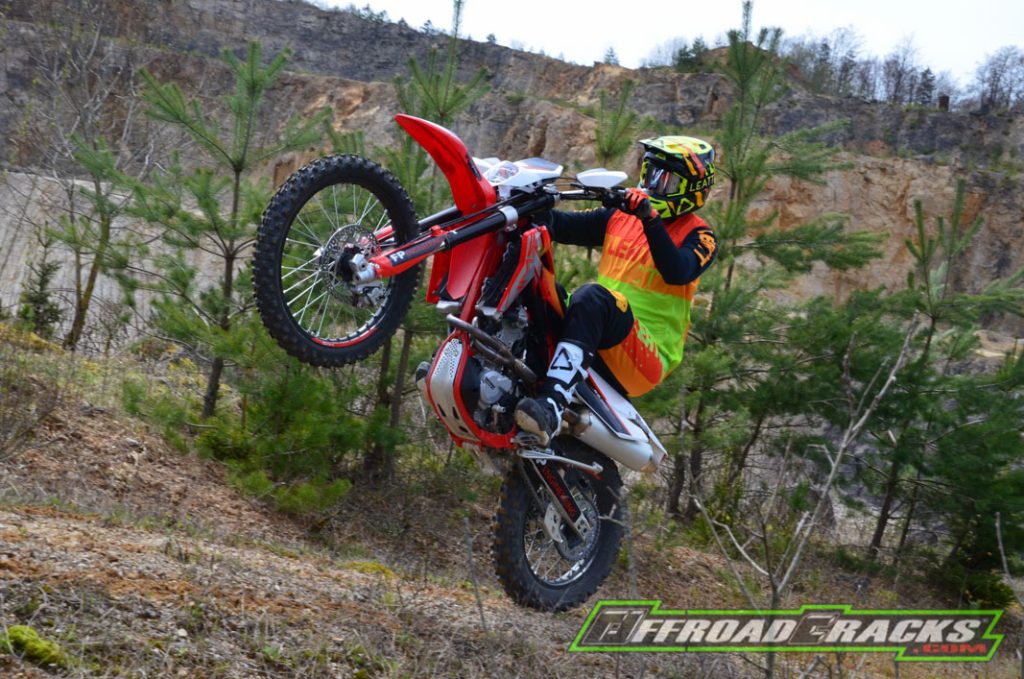 ENDURO TEST: SWM RS 500R – The POWER HOUSE / Der DONNERBOLZEN – Review ...