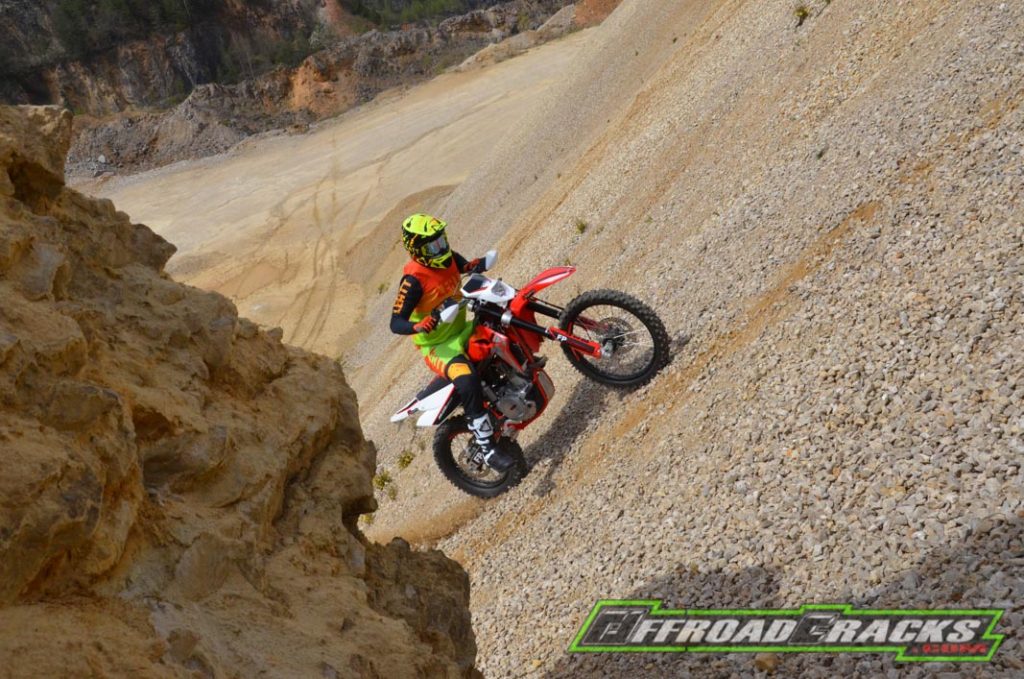 ENDURO TEST: SWM RS 500R – The POWER HOUSE / Der DONNERBOLZEN – Review ...