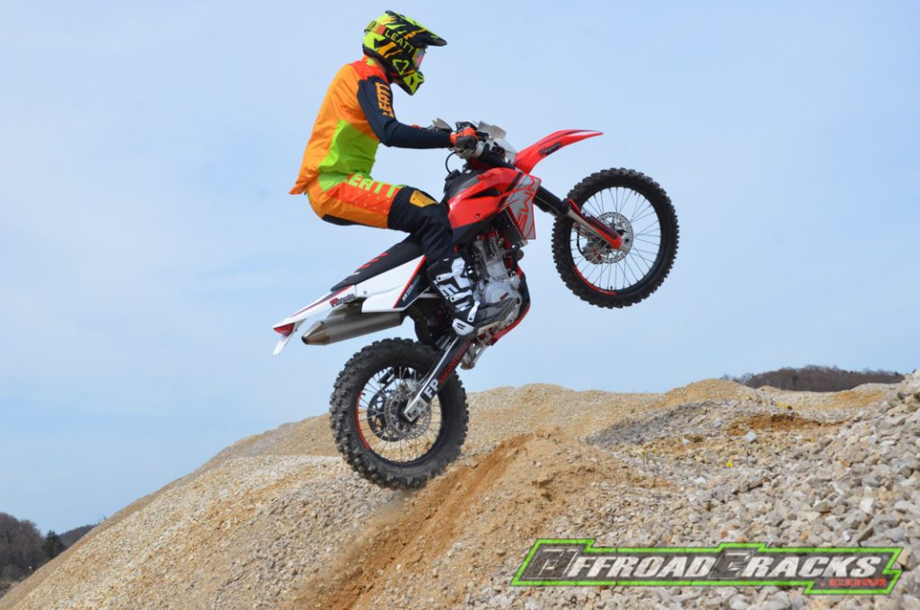 ENDURO TEST: SWM RS 500R – The POWER HOUSE / Der DONNERBOLZEN – Review ...