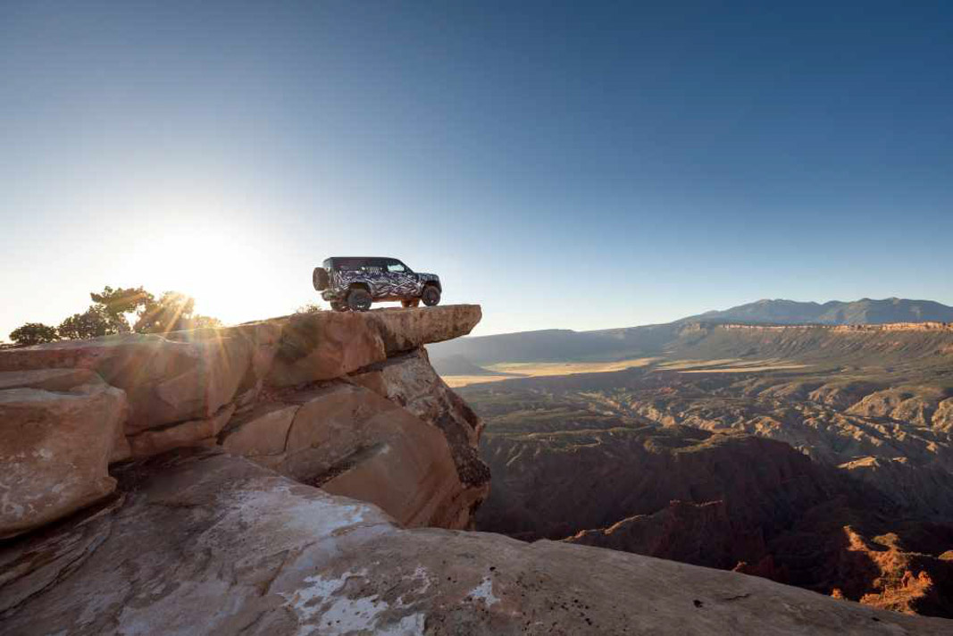 NEW DEFENDER OCTA V8 TWIN TURBO – High Performance all terrain hero ...